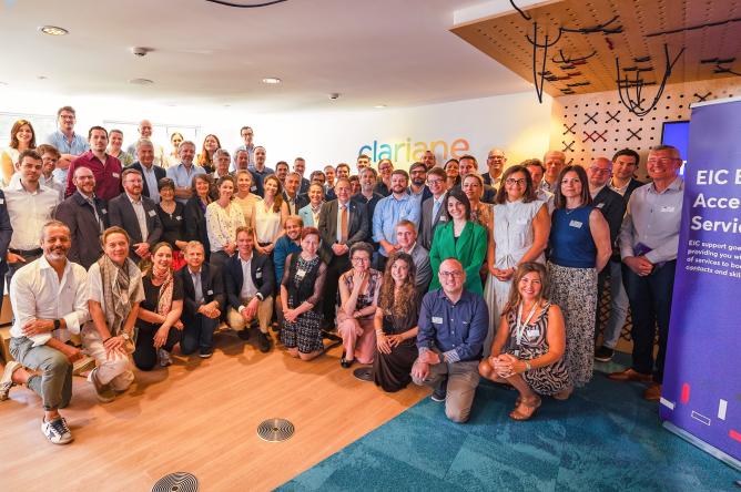 Clariane | Taking care of each person’s humanity in times of vulnerability